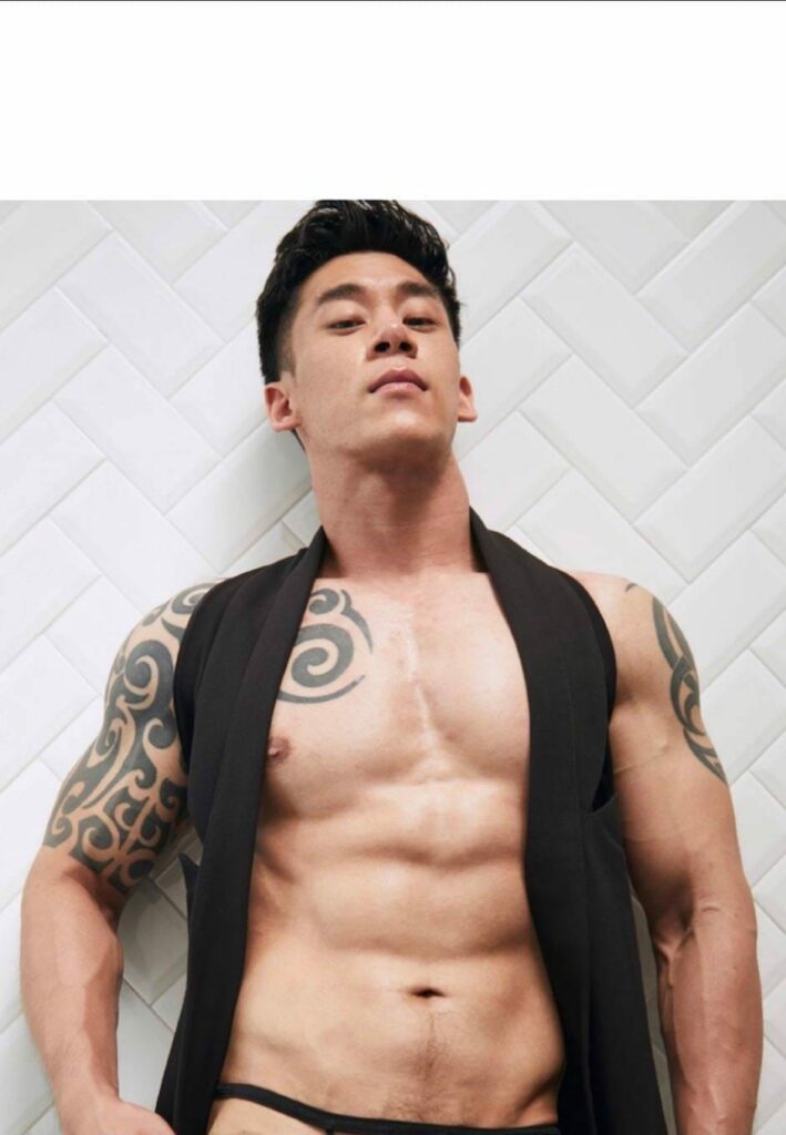 Tamp Chanwit หนุ่มหล่อ ซิกแพคแน่น เป้าตุง ทะลุทะลวง