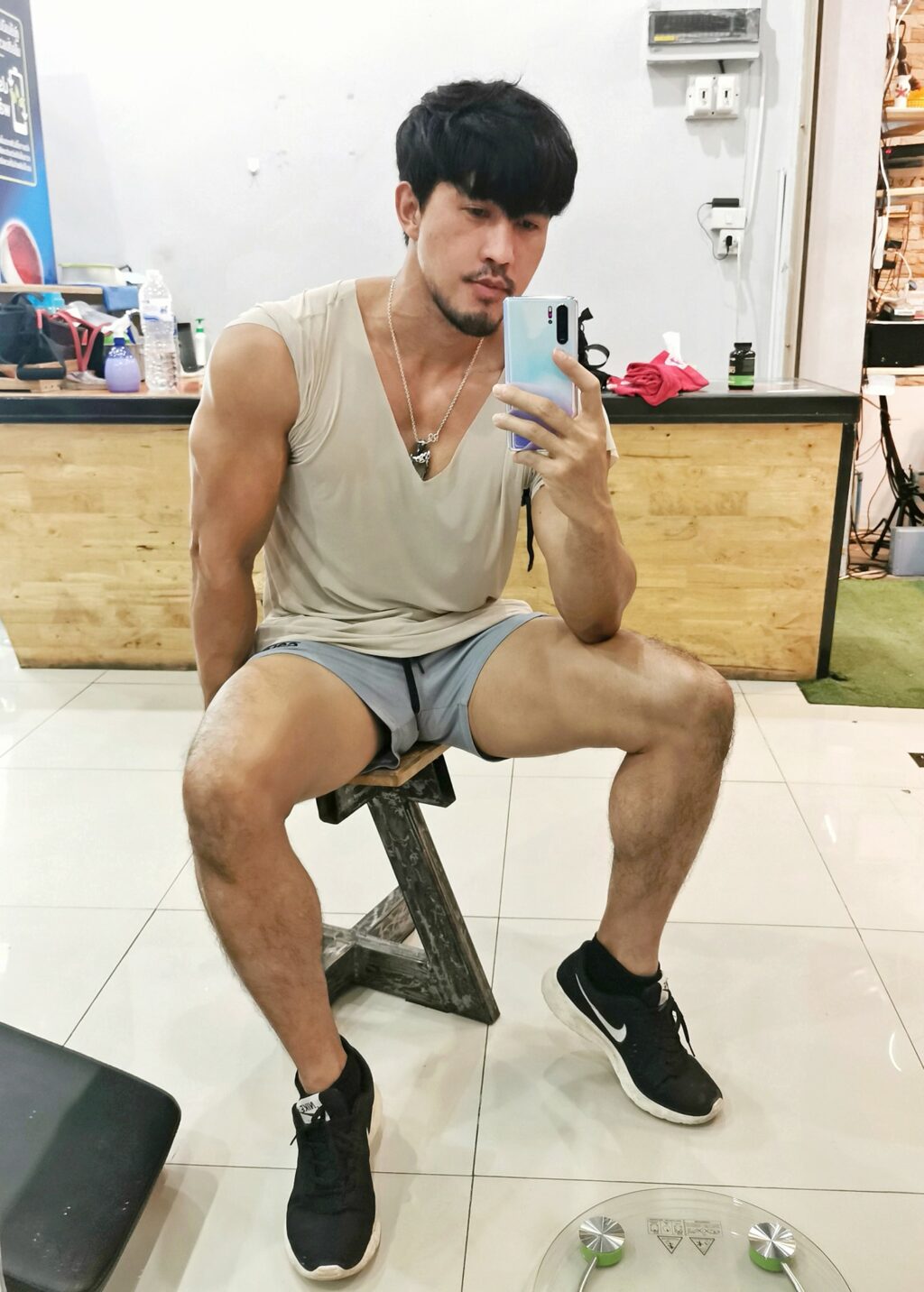 Kawin Ngamdee นายแบบ หุ่นแซ่บ เป้าตุง กระแทกหน้า