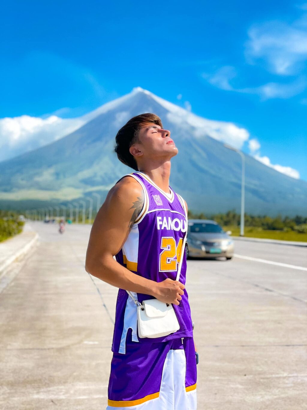 Mj Coloma นายแบบ หุ่นแซ่บ เป้าโต ยั่วเพศ