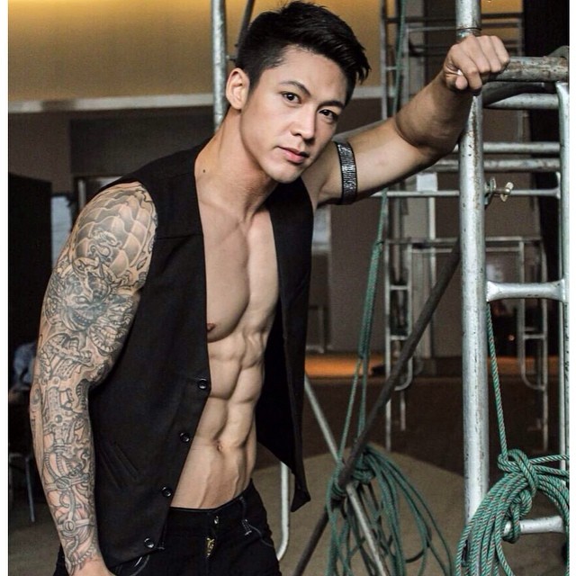 เทรนเนอร์ โน้ต ชยุต หนุ่มเซ็กซี่ หล่อ เฟิร์ม กล้ามแน่นทำเอาสาวๆ ละลาย