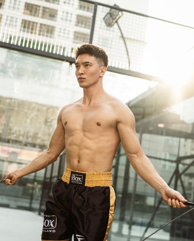 Liam J Ward นายแบบหล่อลูกครึ่ง งานแซ่บ ทำเอาใจสาวๆ หลงไหลสุดๆ