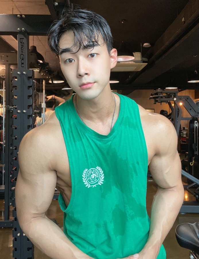 An Seung no นายแบบ หล่อ จากแดนกิมจิ ดีกรีนักกีฬาเพาะกาย