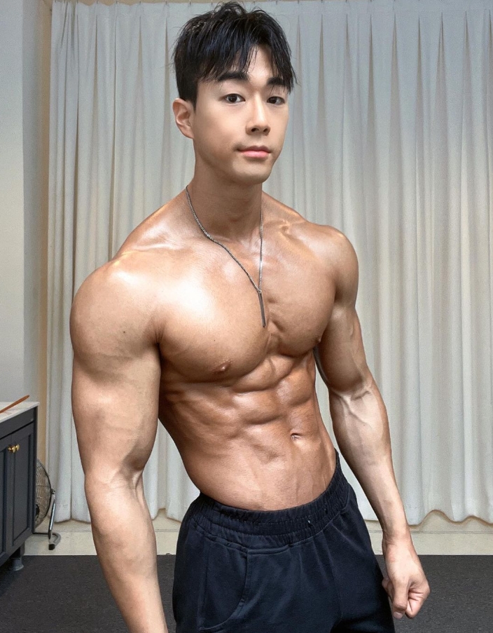 An Seung no นายแบบ หล่อ จากแดนกิมจิ ดีกรีนักกีฬาเพาะกาย