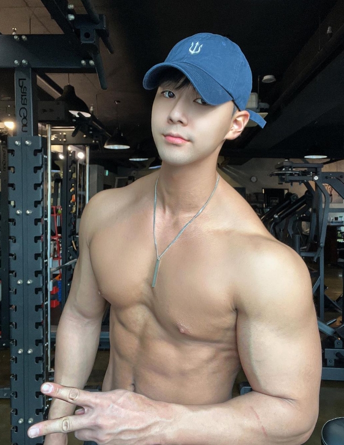 An Seung no นายแบบ หล่อ จากแดนกิมจิ ดีกรีนักกีฬาเพาะกาย