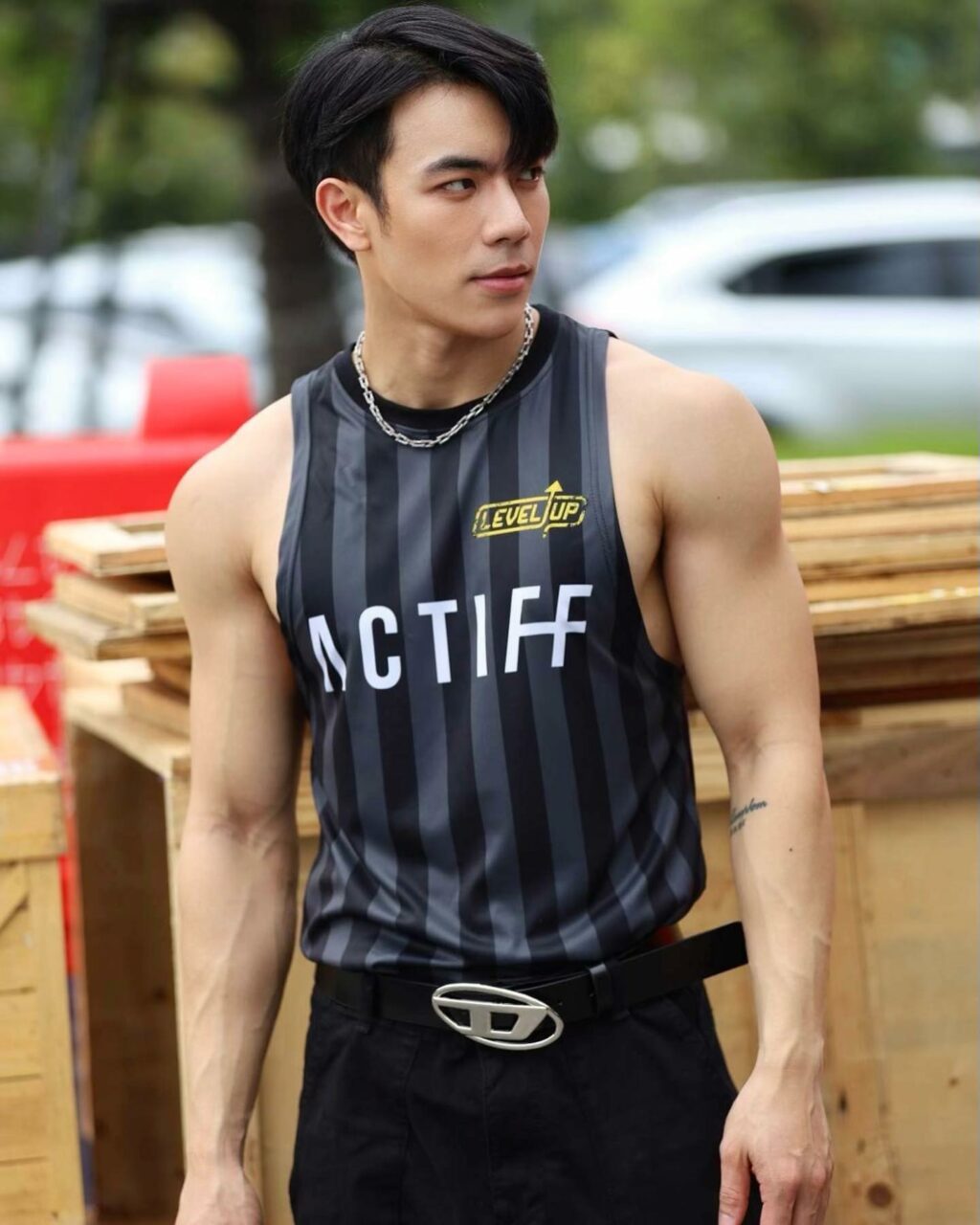 มอส ชนะนันธร หล่อเต็มสิบไม่หัก พร้อมงัดไม้เด็ด ถ่ายแบบเซ็กซี่ สุดเฟิร์ม